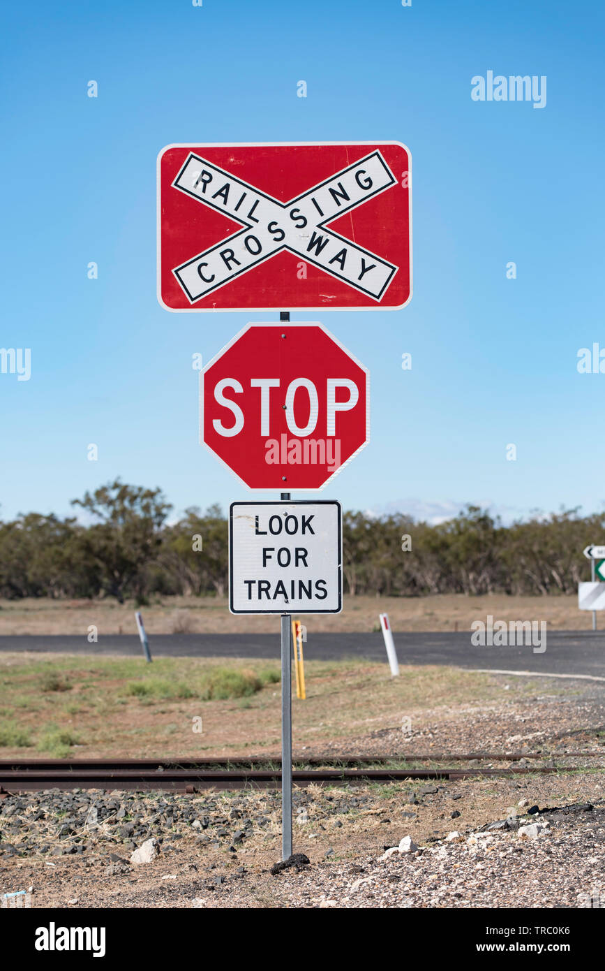 Australian railway crossing hi-res stock photography and images - Alamy