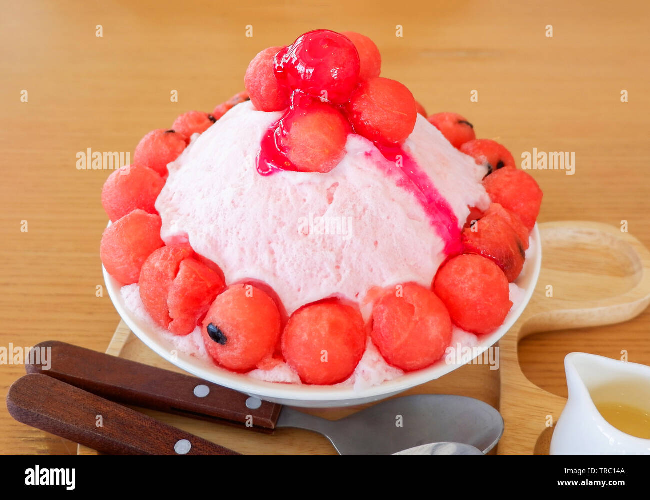 Bingsu sweet dessert shaved korea style / Friut bingsoo watermelon on ...
