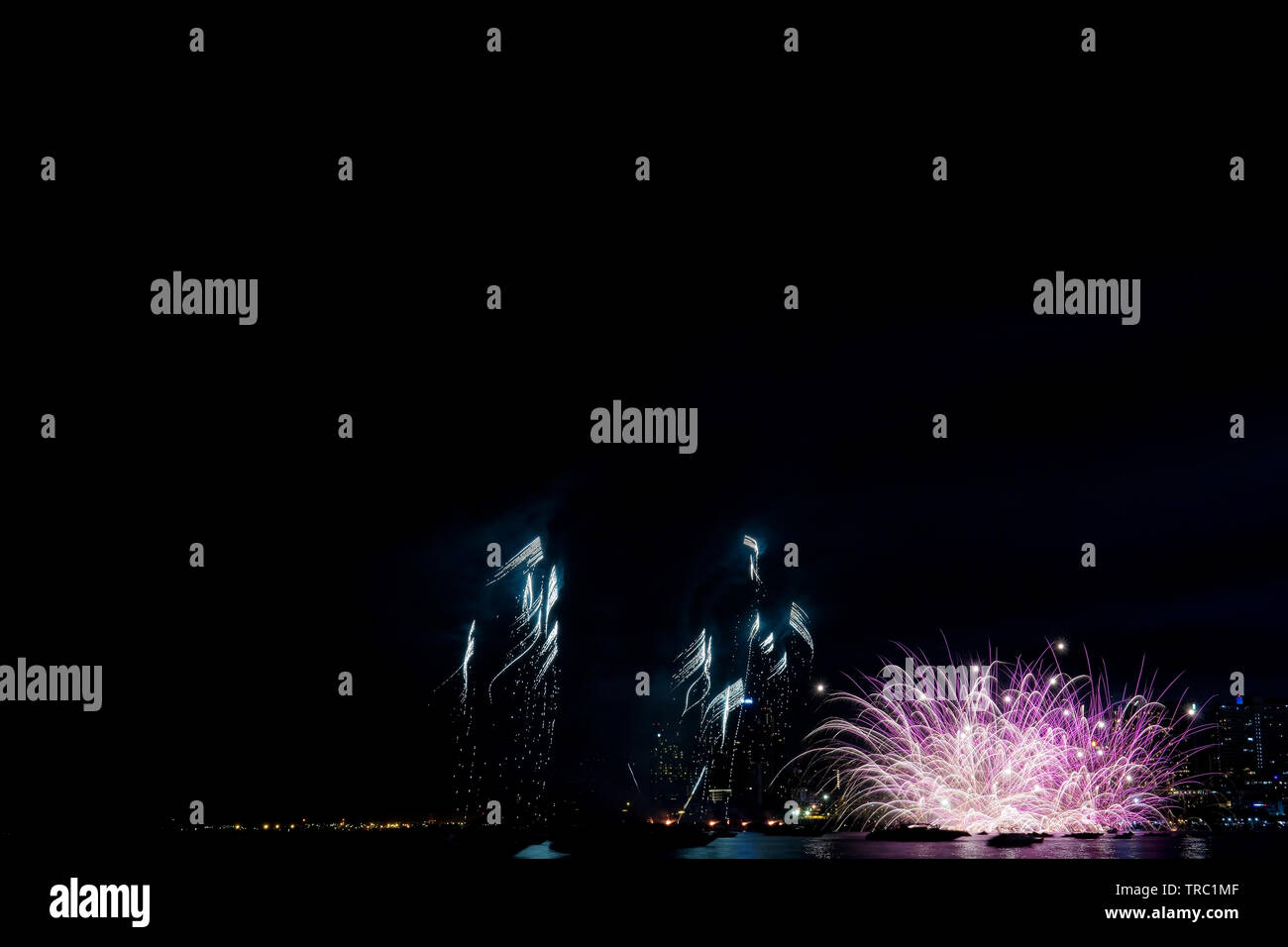 Party fireworks on beach sunset hi-res stock photography and images - Alamy