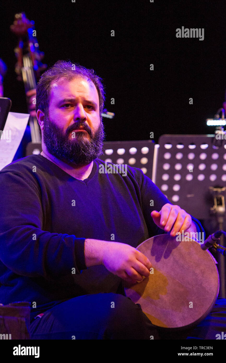 Goblet drum player hi-res stock photography and images - Alamy