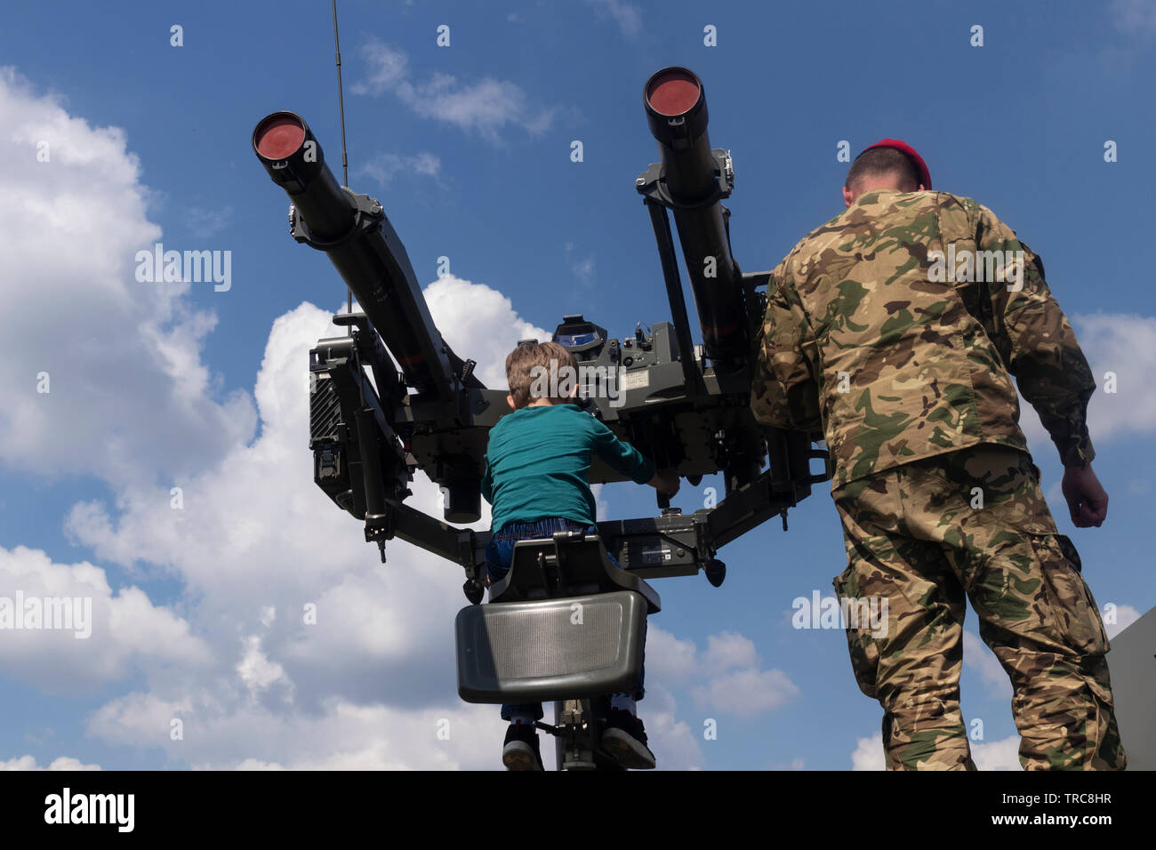 Child soldier hi-res stock photography and images - Alamy