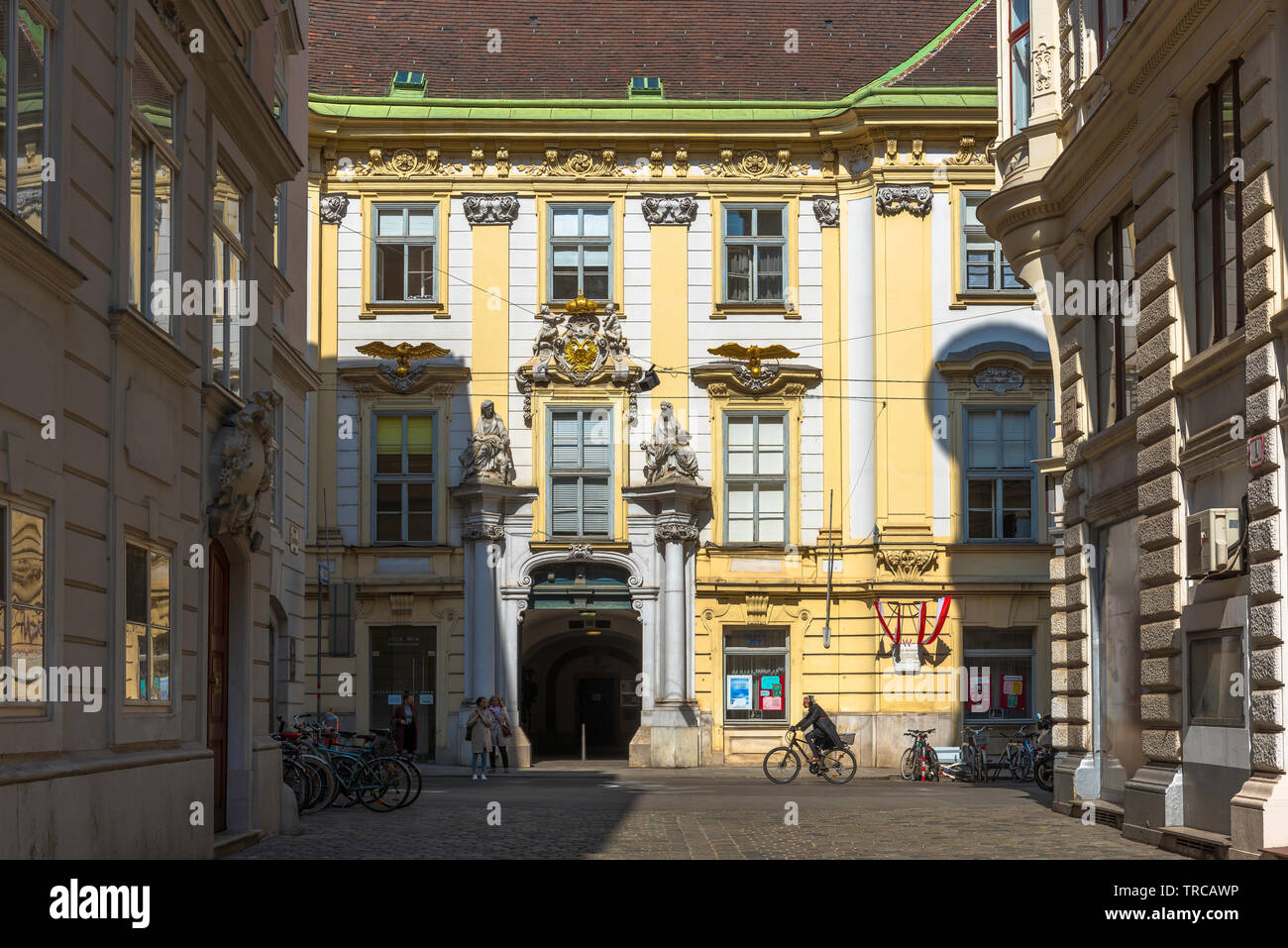 Old town city hall museum hi-res stock photography and images - Alamy