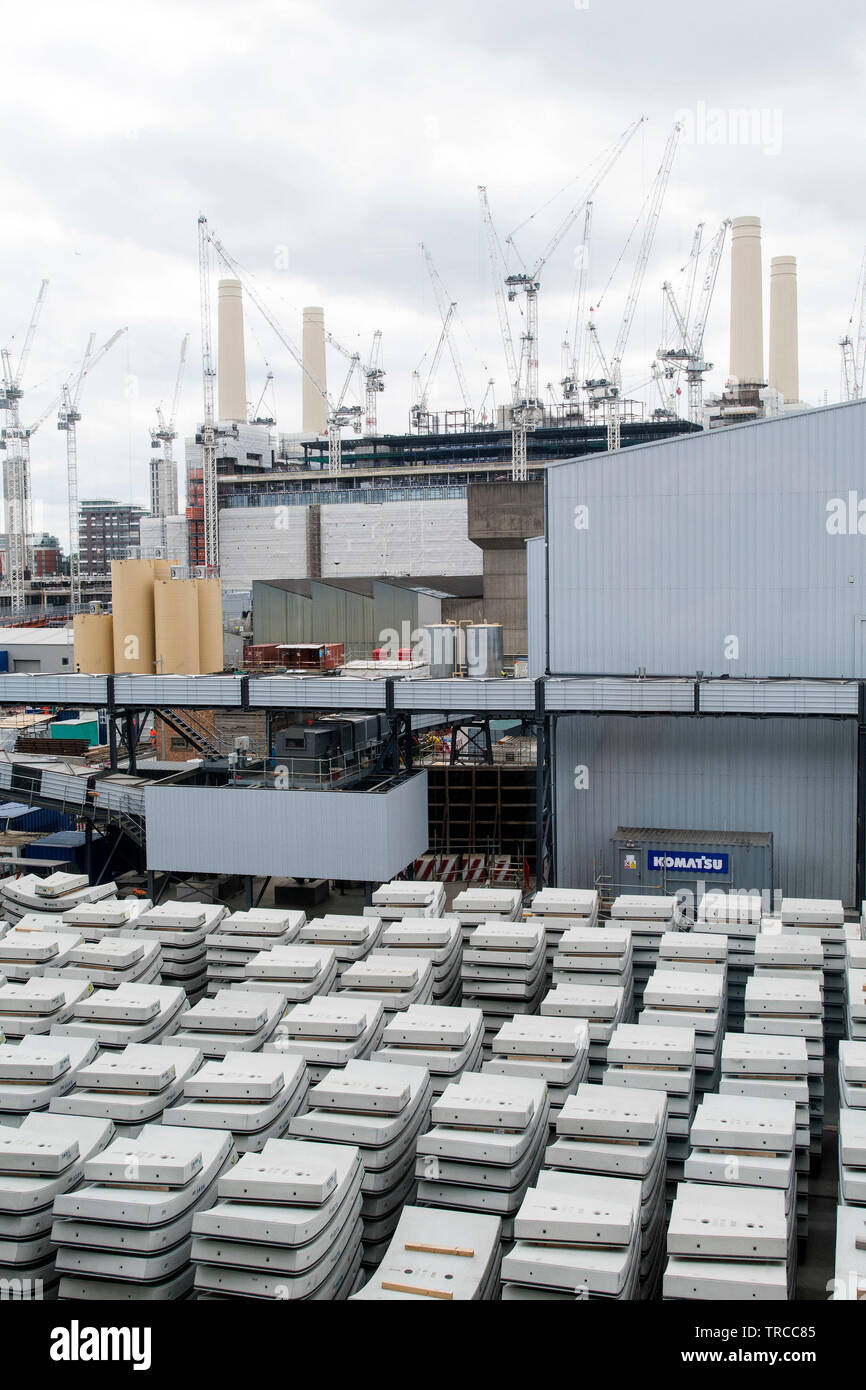 Thames Tideway Construction Site High Resolution Stock Photography and ...