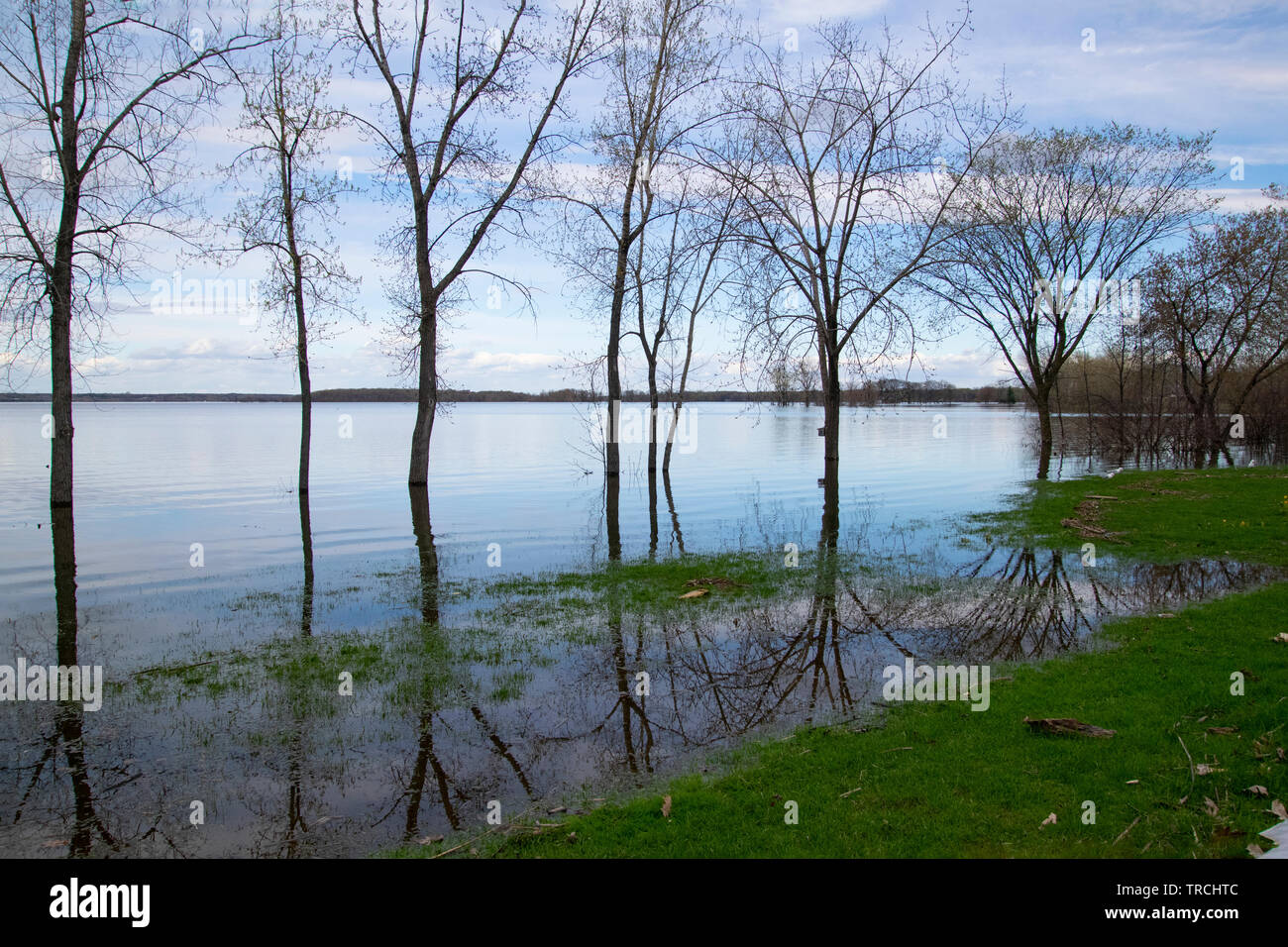 Spring flood on Ottawa River, Lake of Two Mountains Stock Photo - Alamy