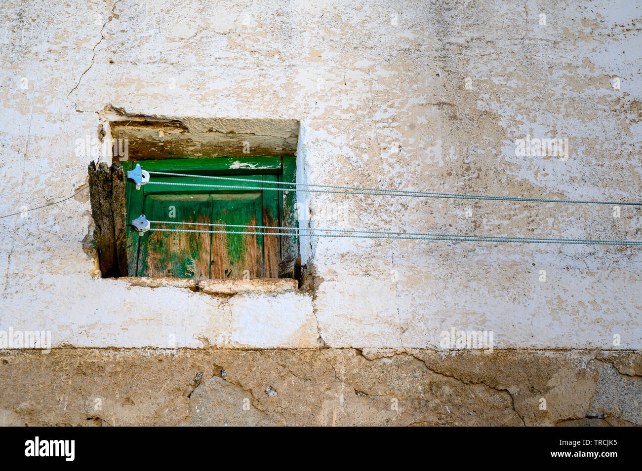 Wooden window in medieval old house in Spain Stock Photo - Alamy