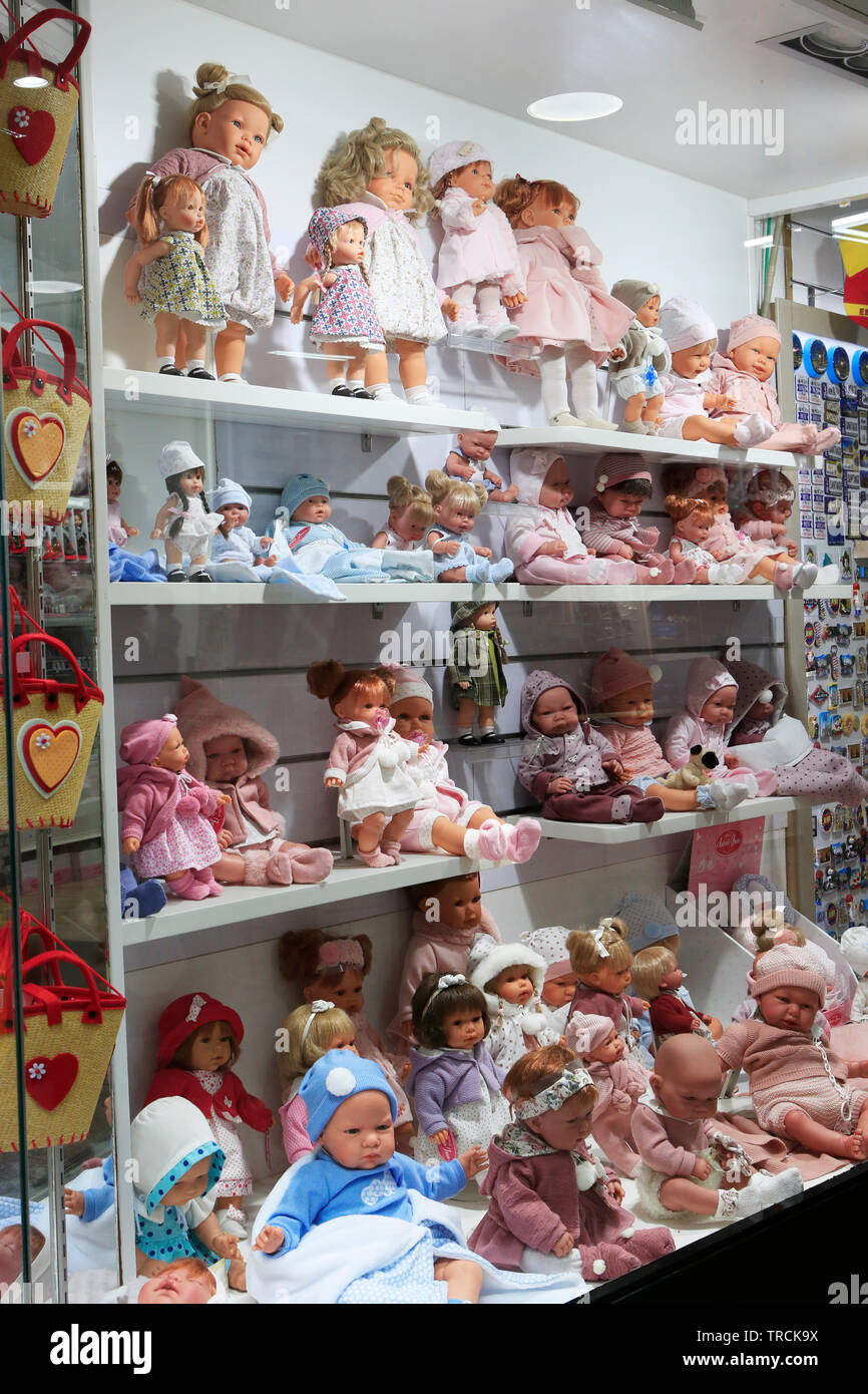 Dolls Shop Window High Resolution Stock Photography and Images - Alamy
