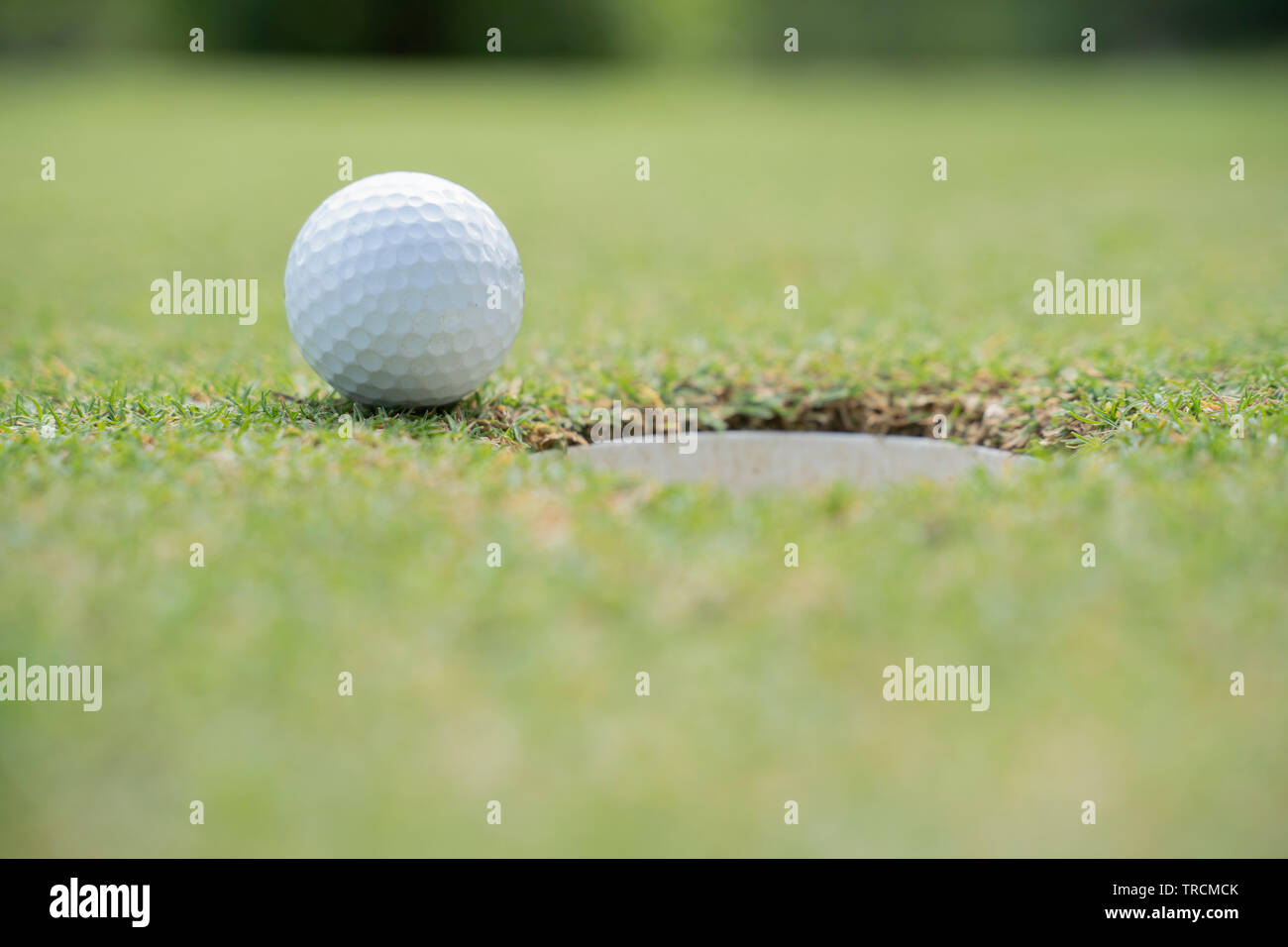 Cup and ball illustration hi-res stock photography and images - Alamy