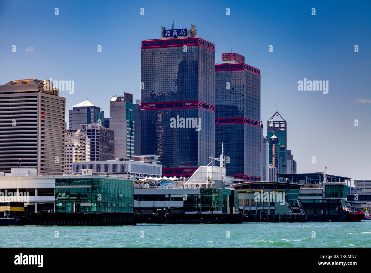 Ferry terminals hi-res stock photography and images - Alamy