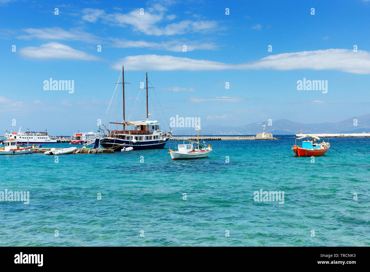 Delos ships hi-res stock photography and images - Alamy
