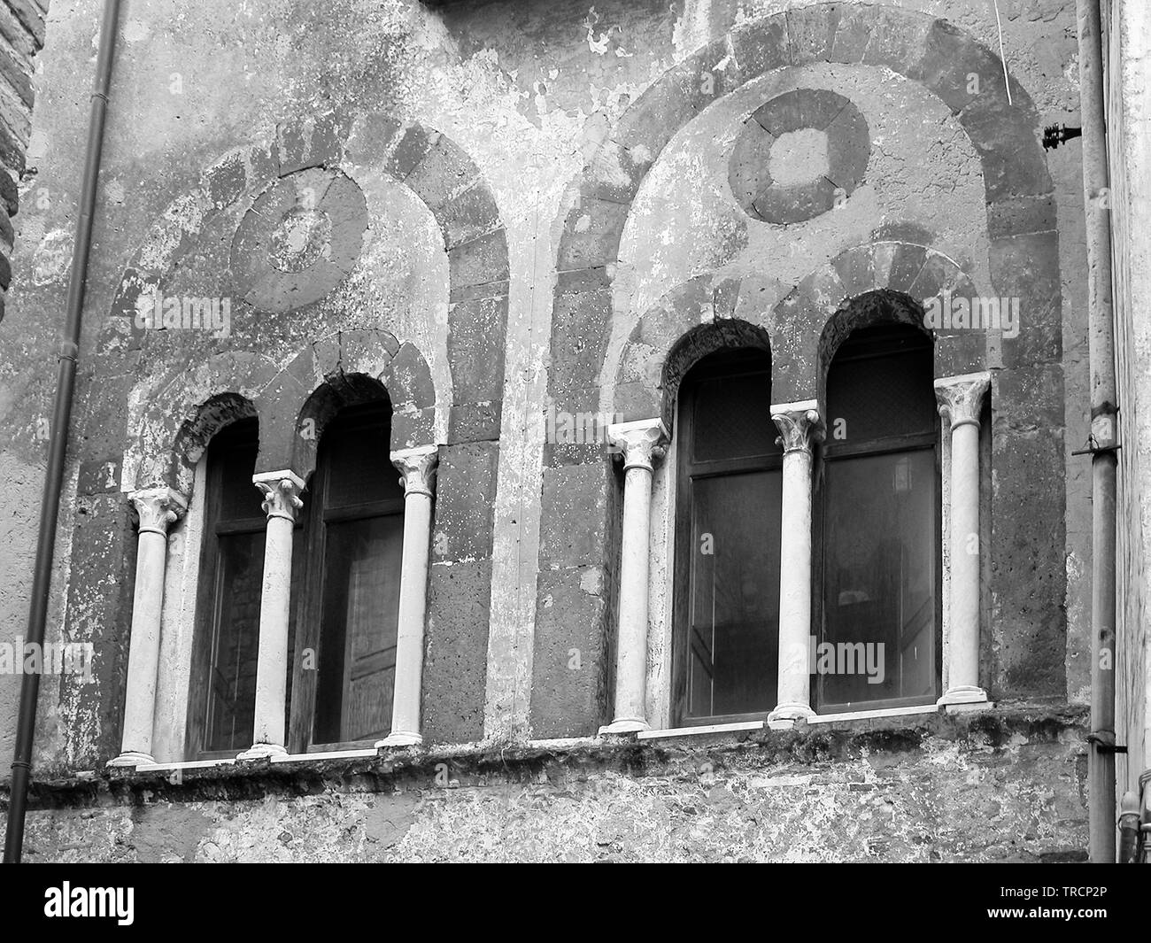 Mullioned windows - Minturno, Italy - Architectural details Stock Photo ...
