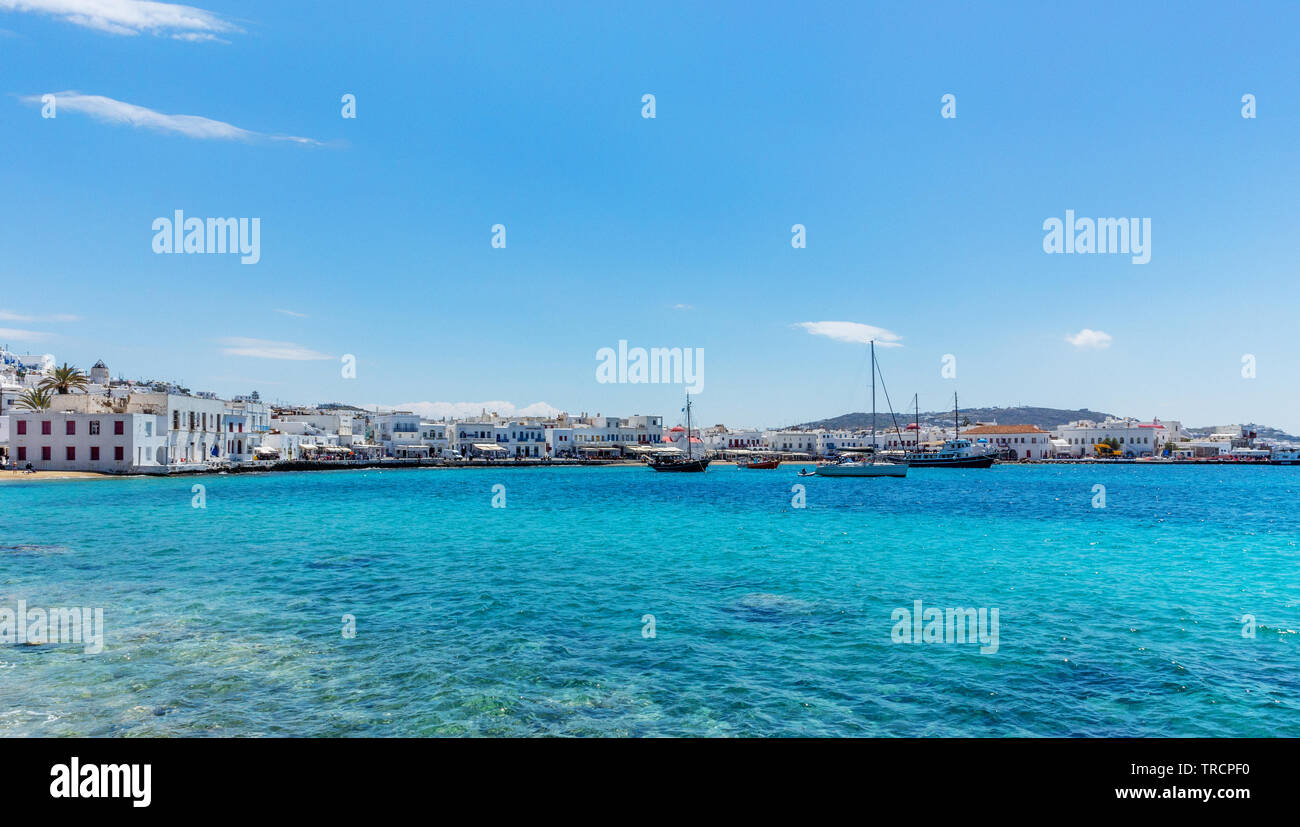 Delos ships hi-res stock photography and images - Alamy