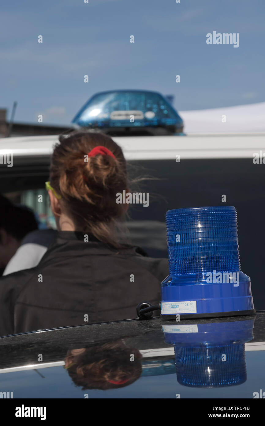 What Does Blue Lights On Police Car Mean at Christy Redfield blog