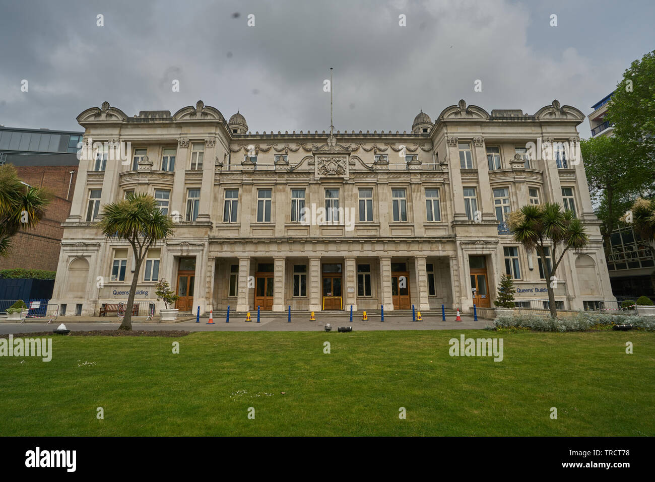 Queens Building Queens College Stock Photo - Alamy