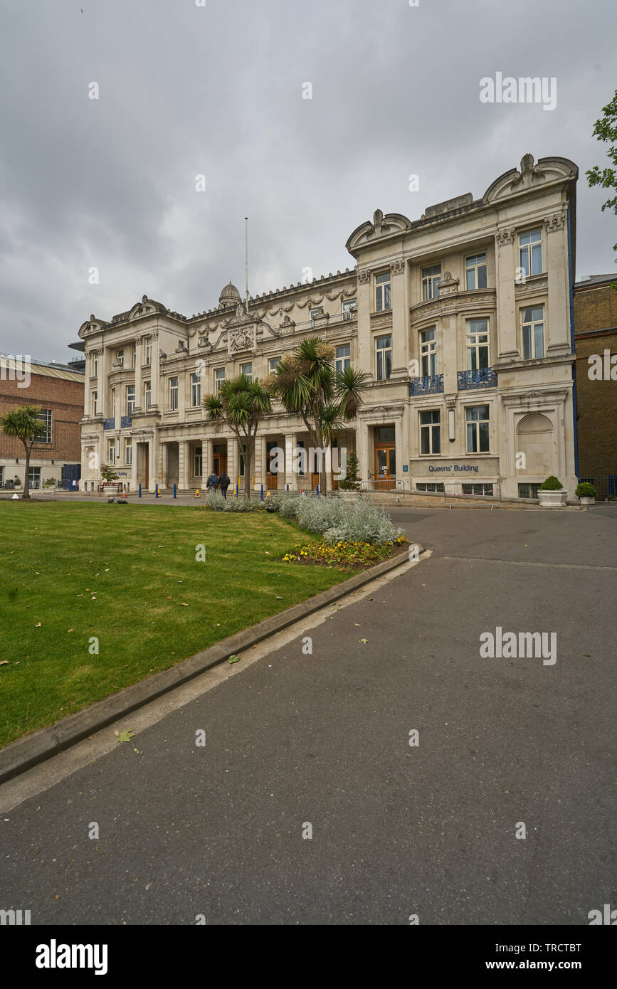 Queens Building Queens College Stock Photo - Alamy