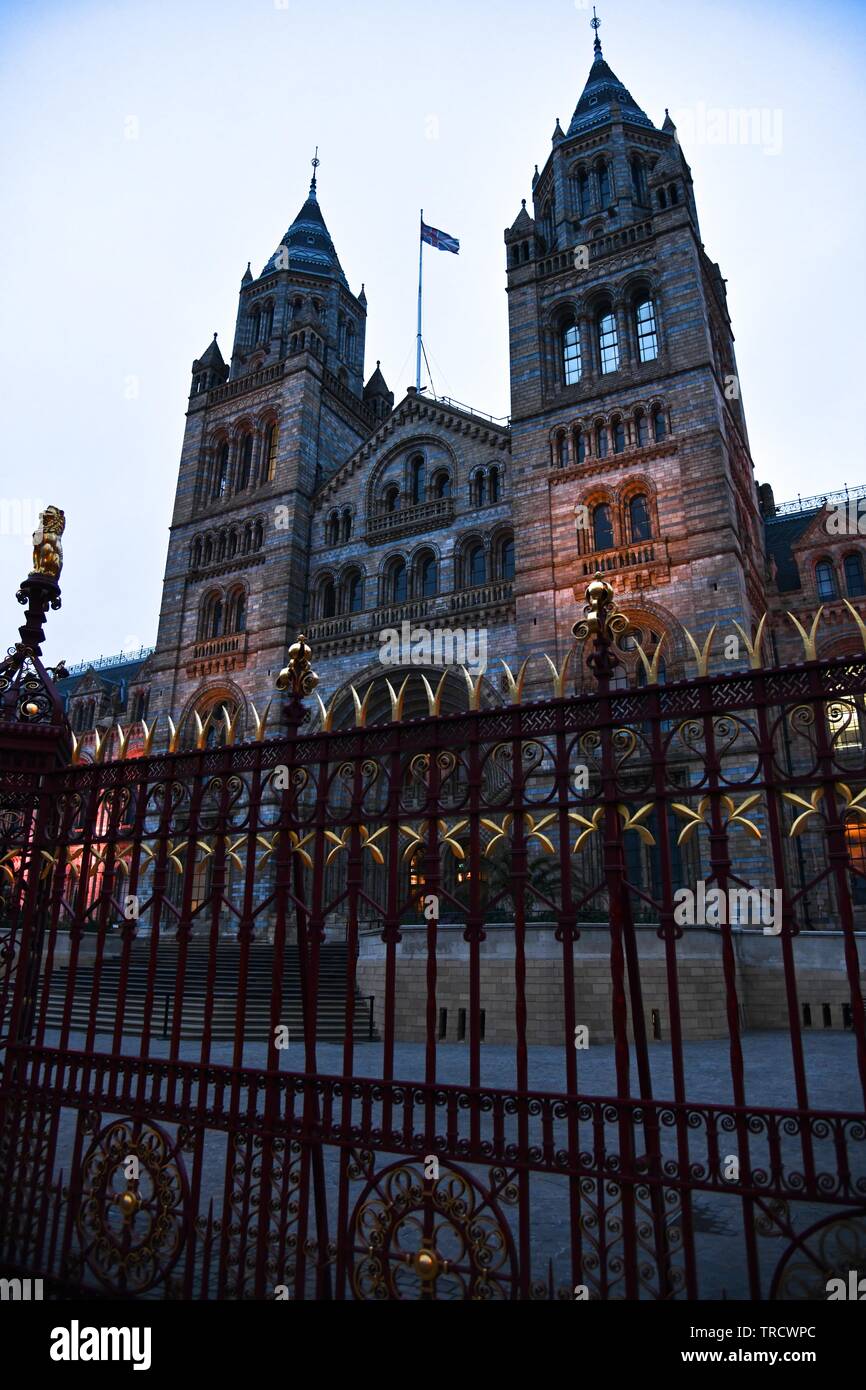 London landscape locations at night Stock Photo - Alamy