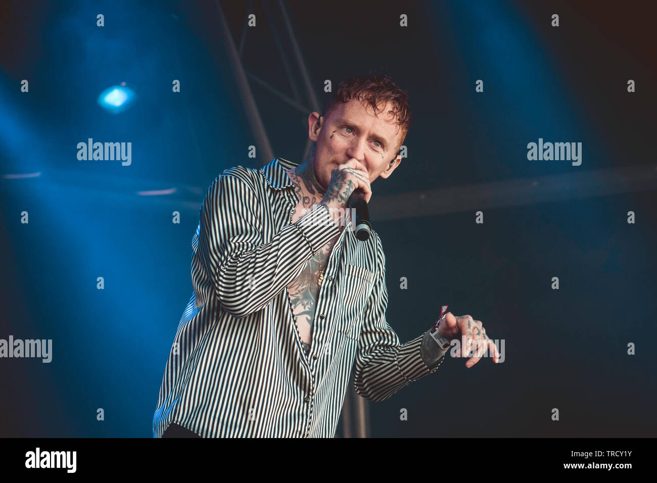 Frank carter singer hi-res stock photography and images - Alamy