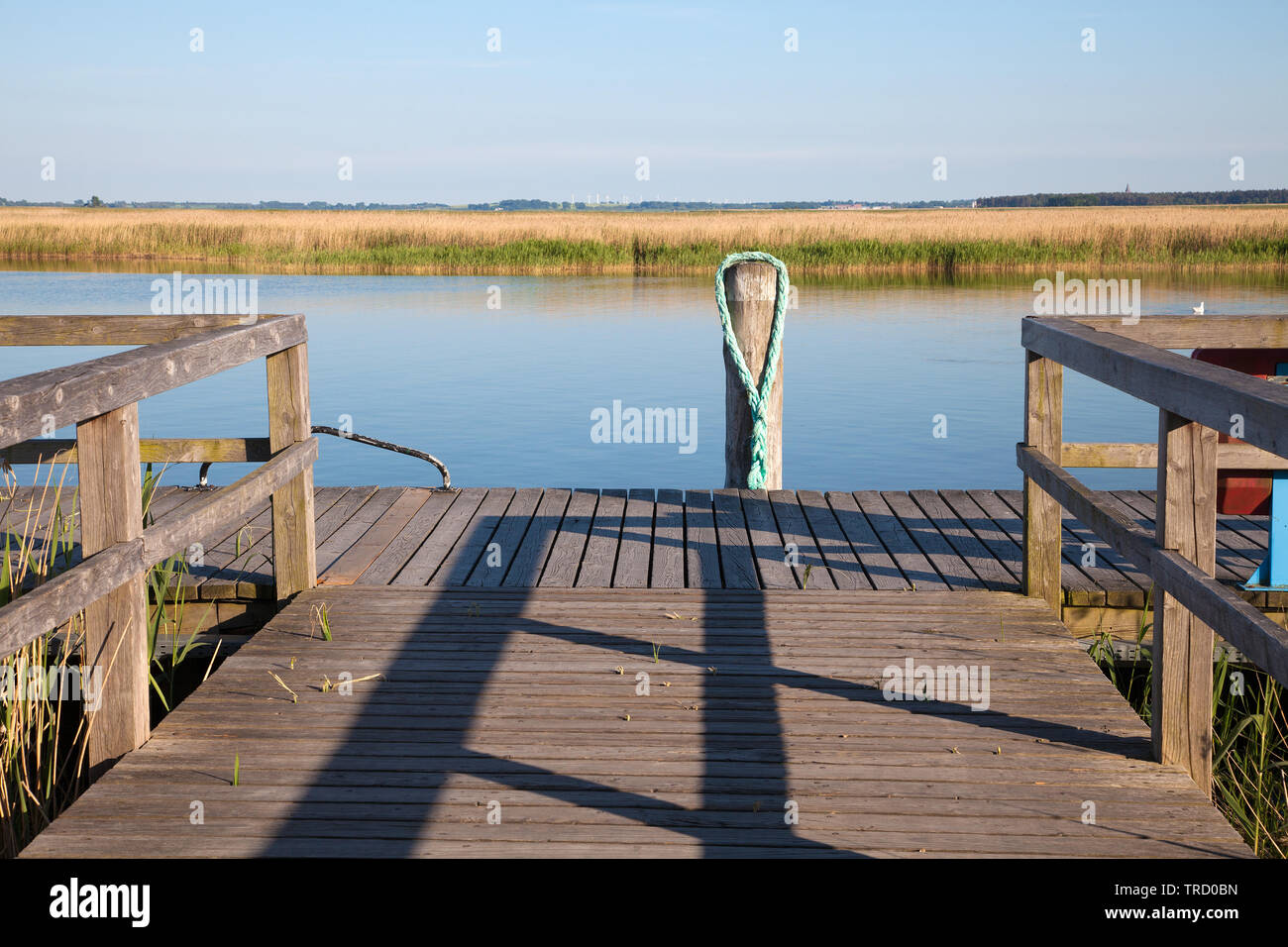 Rope railing hi-res stock photography and images - Alamy