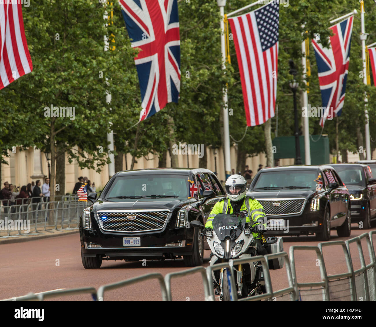 Presidential motorcade hi-res stock photography and images - Alamy