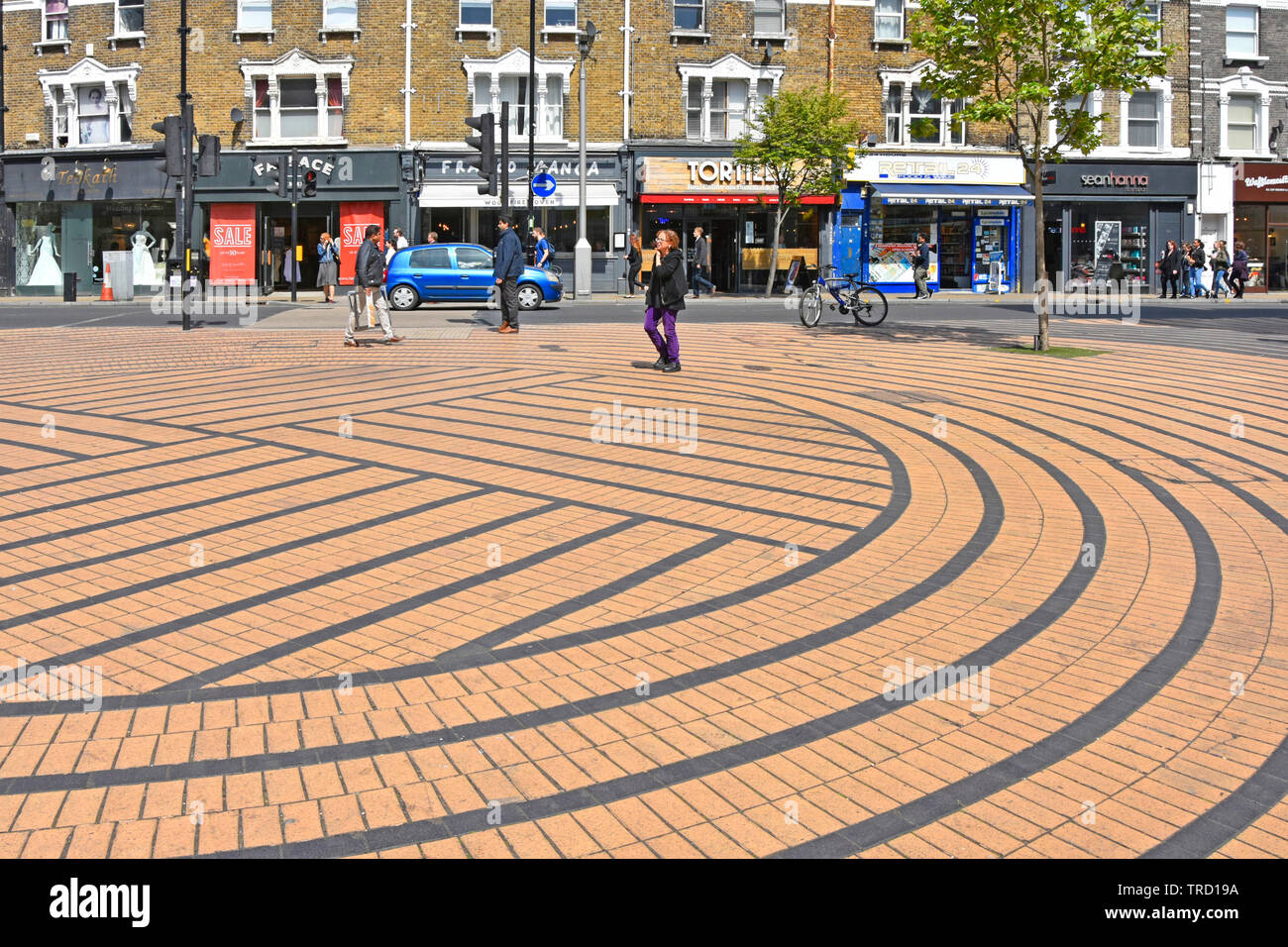 Paving circle hi-res stock photography and images - Alamy