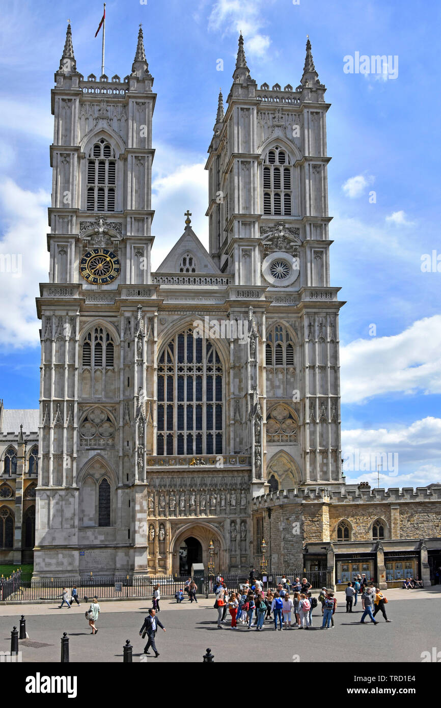 West front westminster abbey hi-res stock photography and images - Alamy