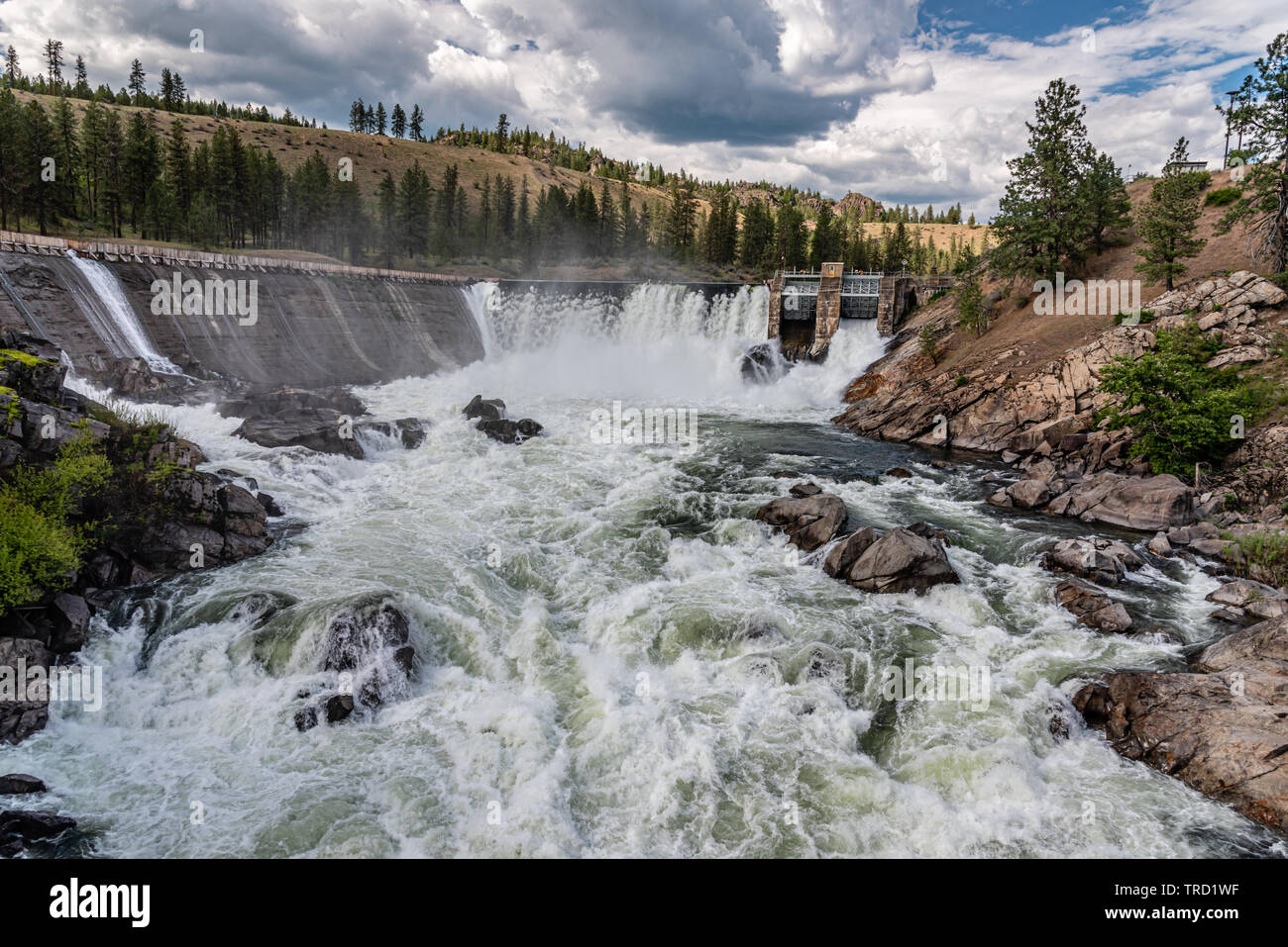 Indian rock dam hi-res stock photography and images - Alamy