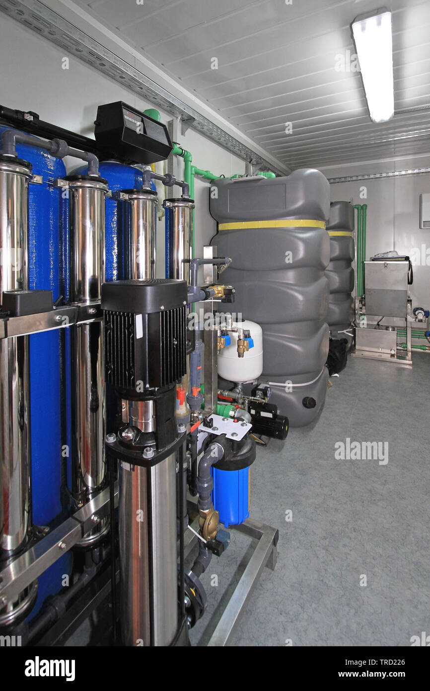 Water Filtration System and Reservoirs for Home Stock Photo - Alamy