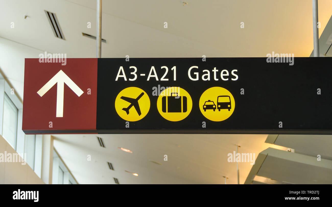 Gate numbers hi-res stock photography and images - Alamy