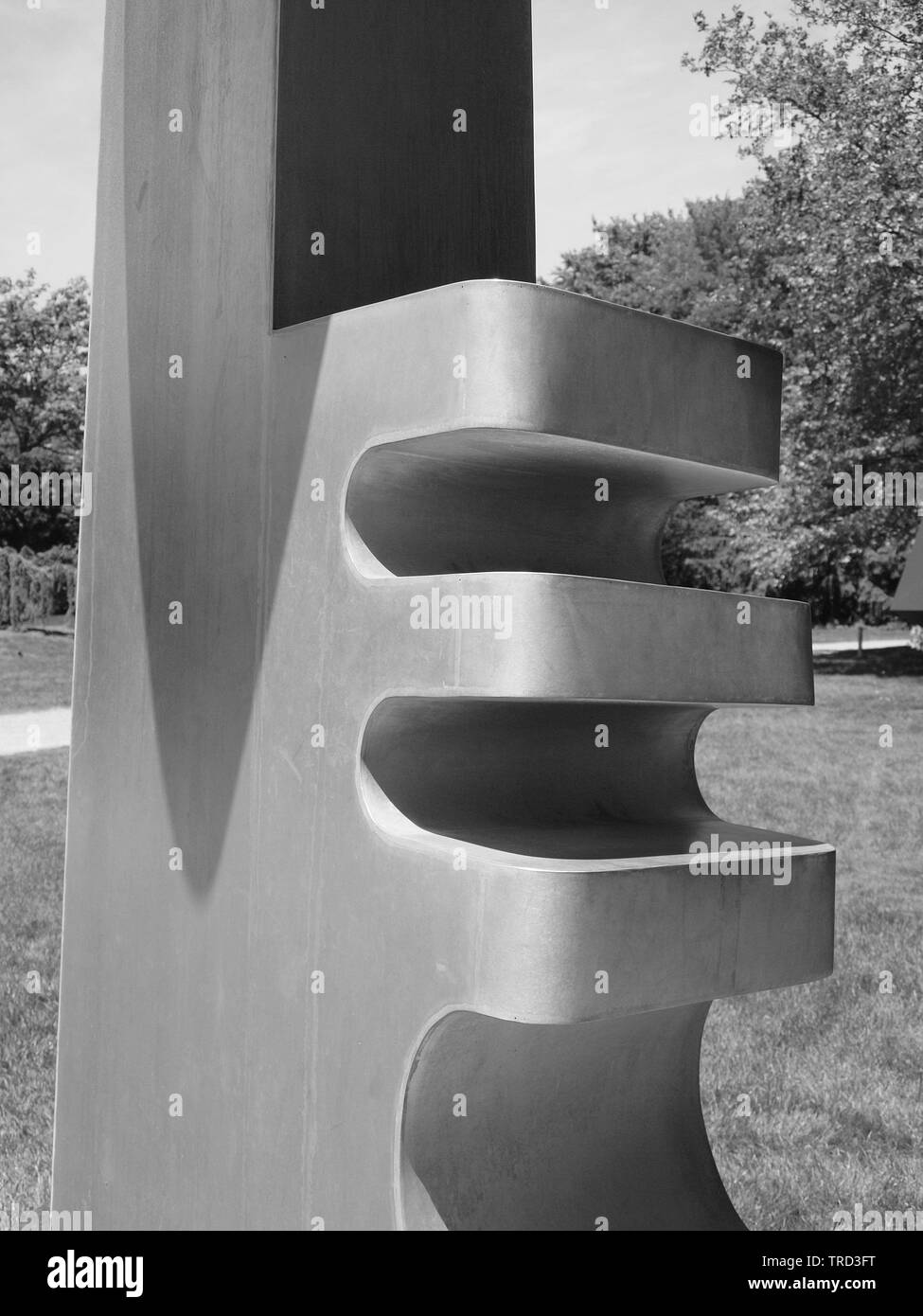 Garden sculpture white background Black and White Stock Photos & Images ...