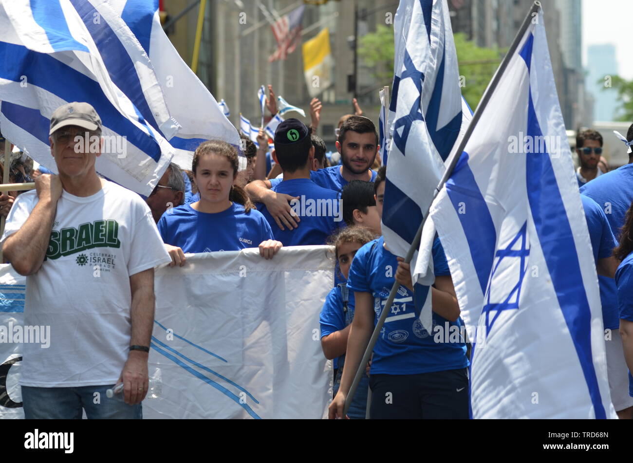 New York, NY: Thousands of marchers participated in the annual Israel ...