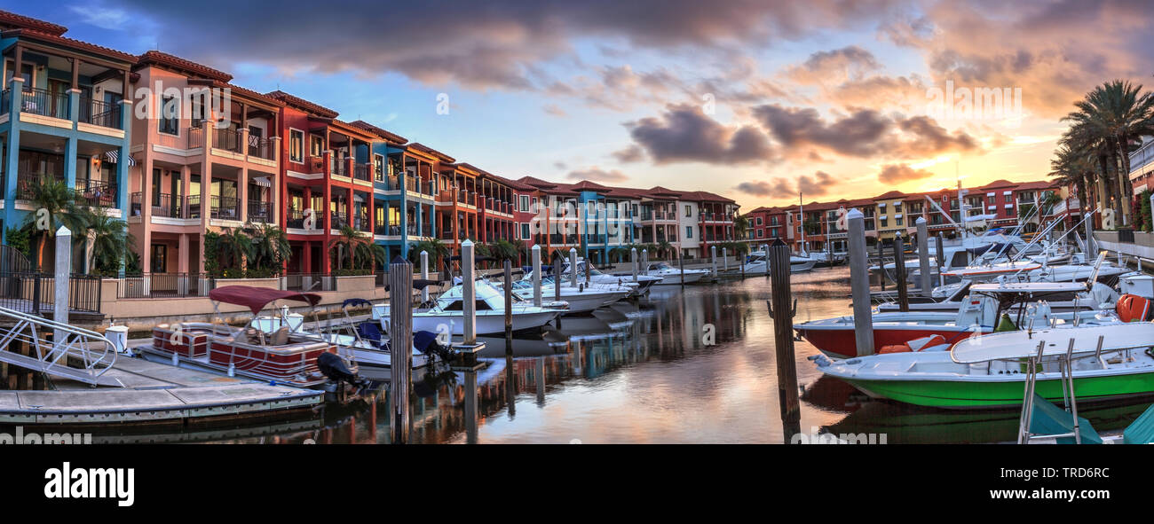 Naples, Florida, USA – May 29, 2019: Colorful buildings and a harbor of ...