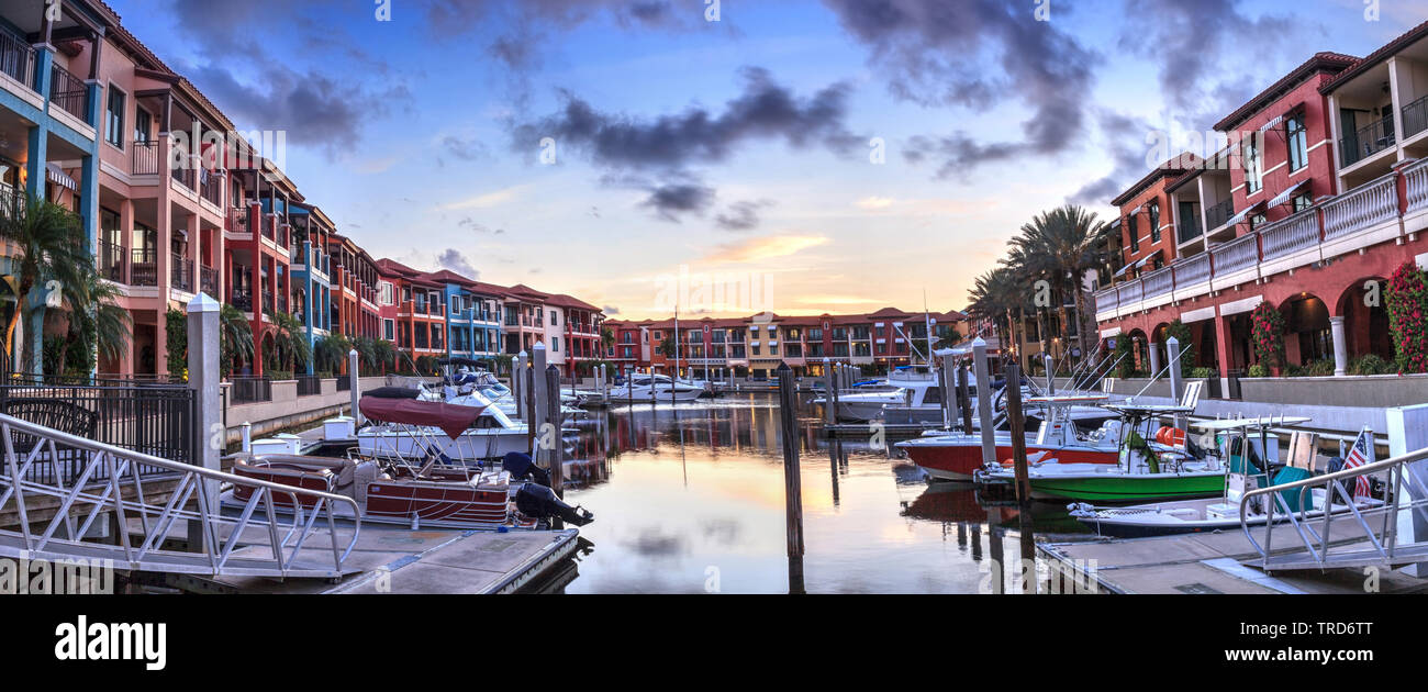 Naples, Florida, USA – May 29, 2019: Colorful buildings and a harbor of ...