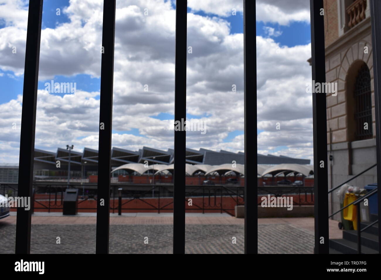 Train behind fence hi-res stock photography and images - Alamy