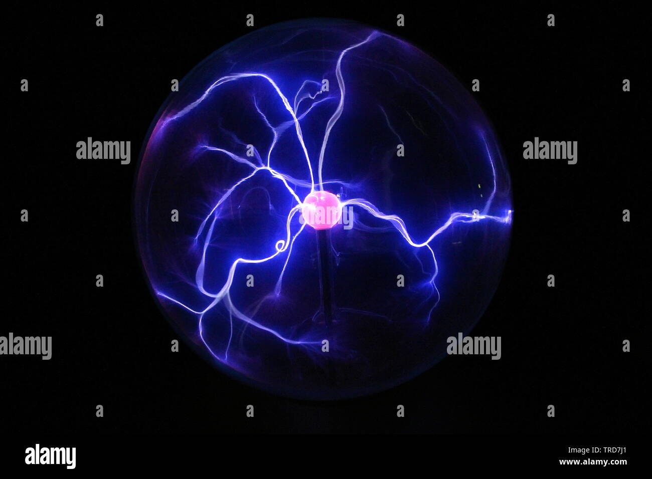 Electric field plasma hi-res stock photography and images - Alamy