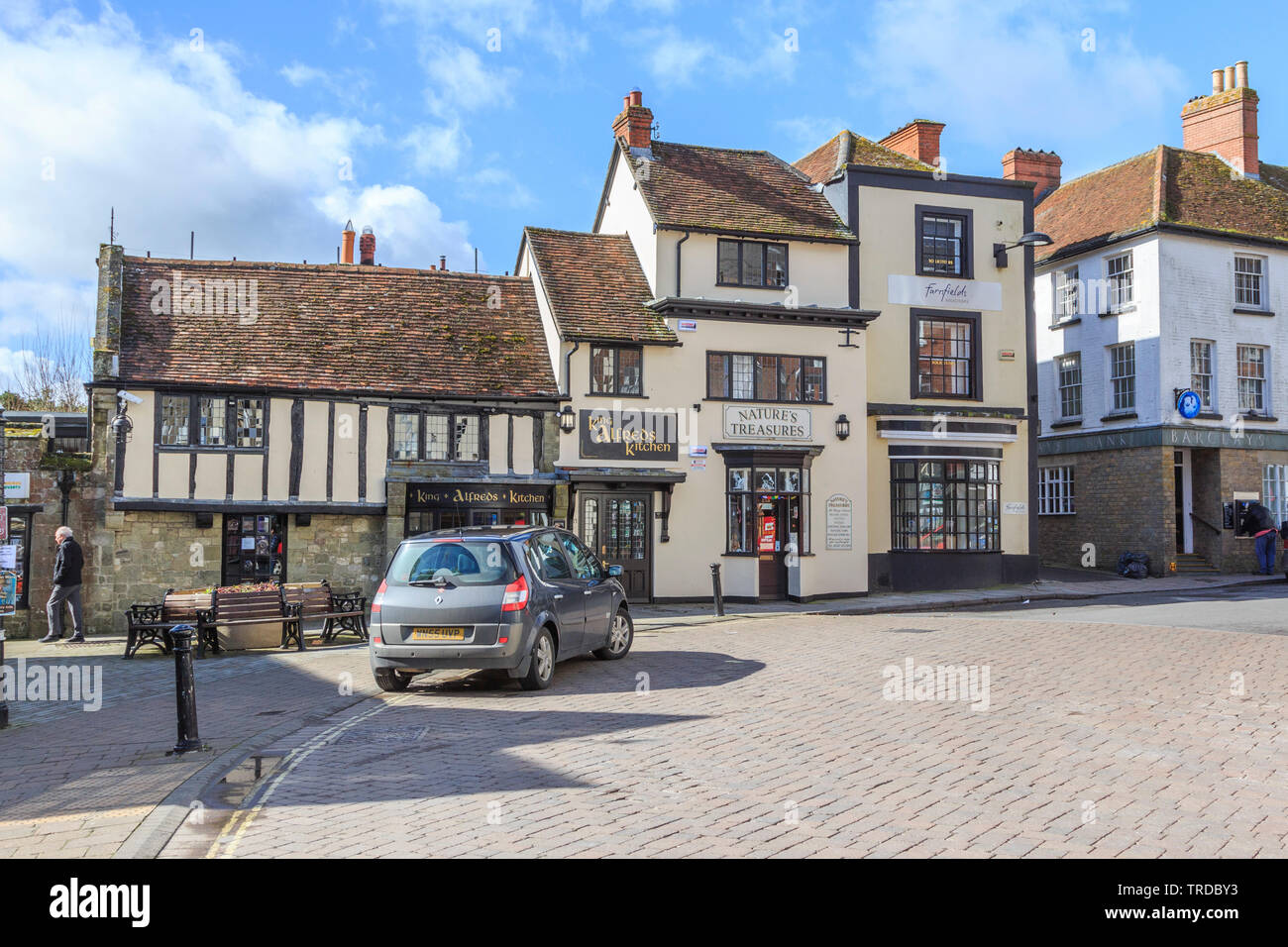 Hovis gold hill shaftsbury hi-res stock photography and images - Alamy