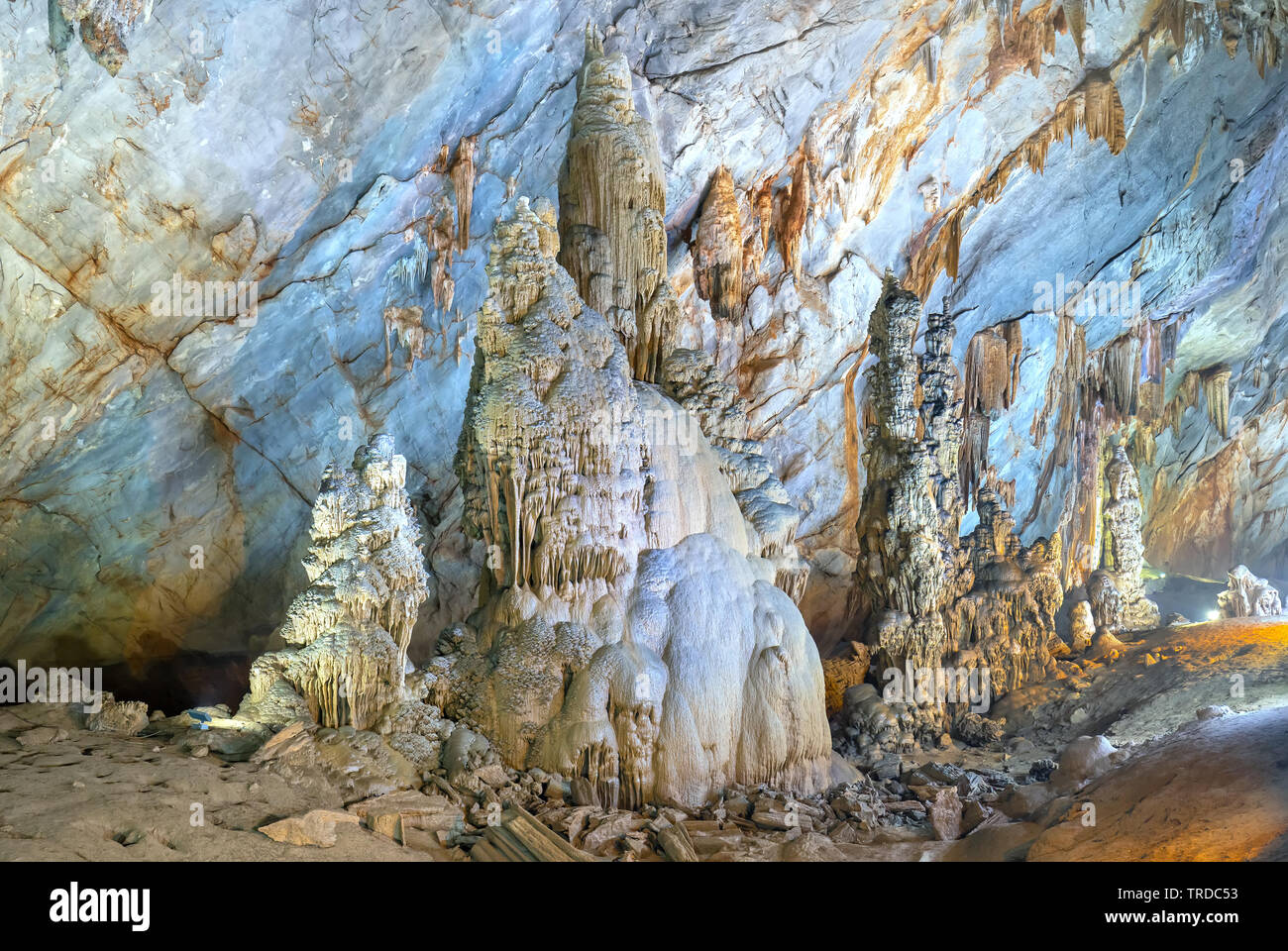 Cave-shaped limestone geological formations with beautiful stalactites ...