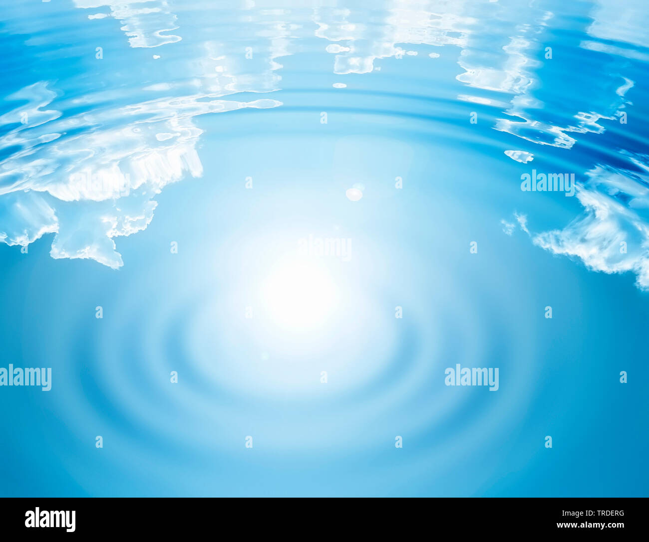 Concentric circles drawing hi-res stock photography and images - Alamy