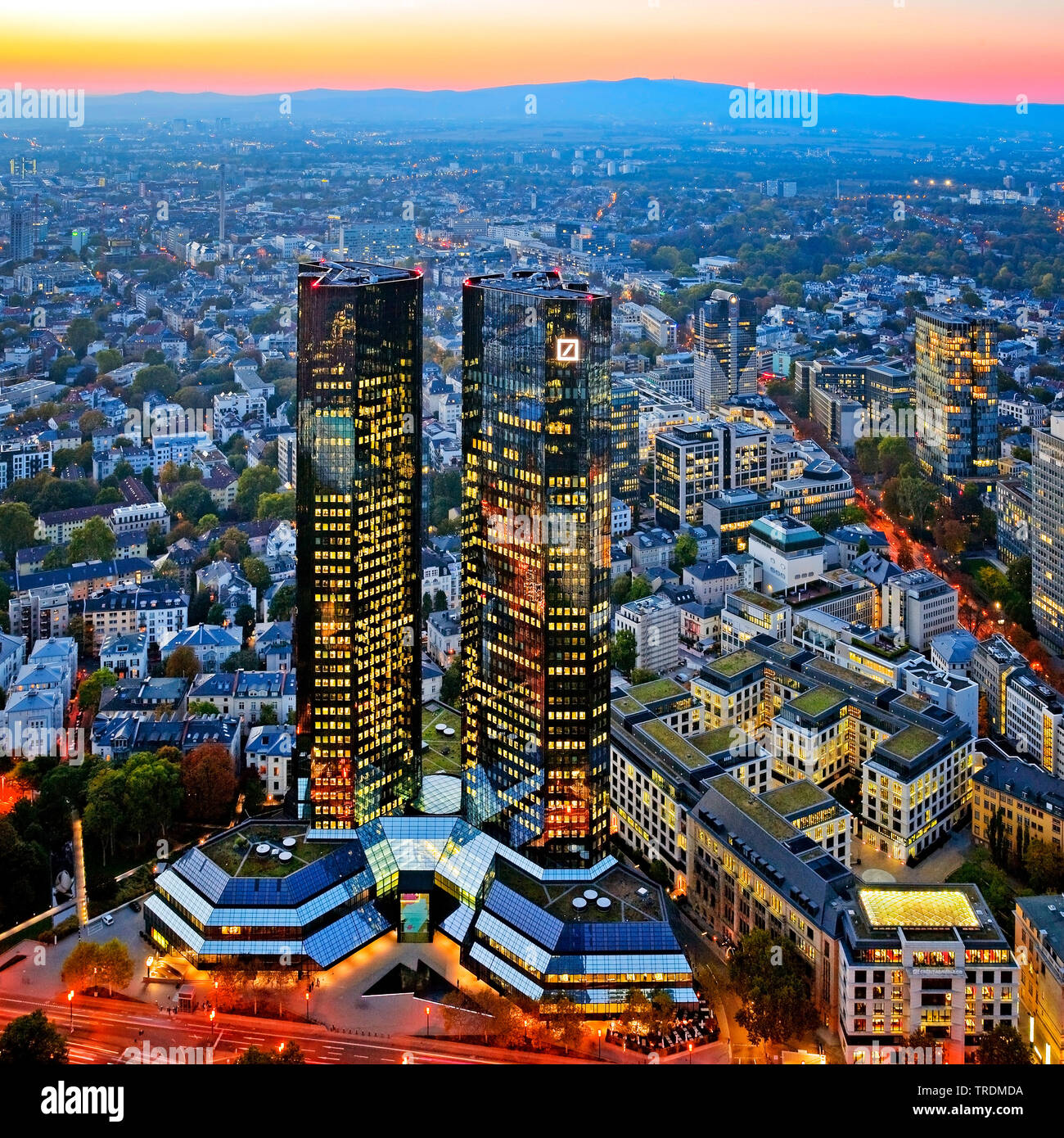 Twin towers aerial hi-res stock photography and images - Alamy