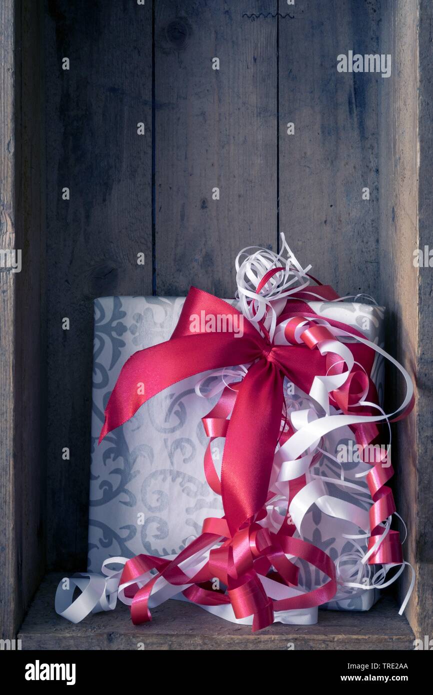 Gift boxes cards christmas hi-res stock photography and images - Alamy