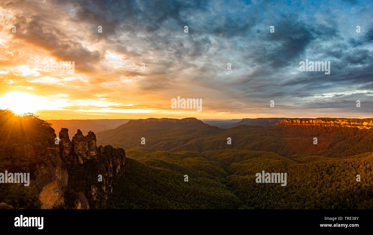 Three sisters ridge hi-res stock photography and images - Alamy