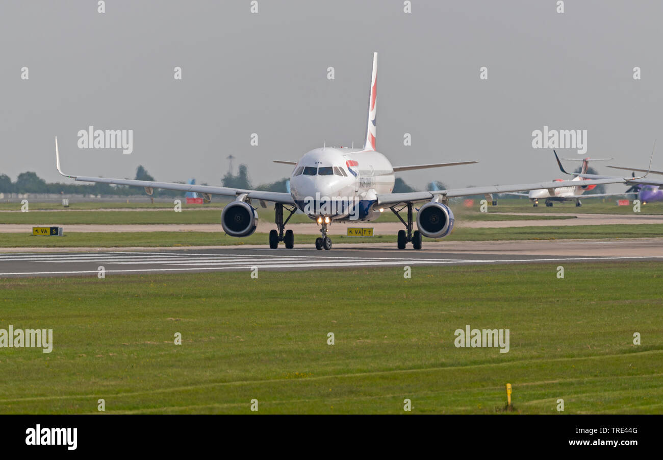 British airways a320 airliner hi-res stock photography and images - Alamy