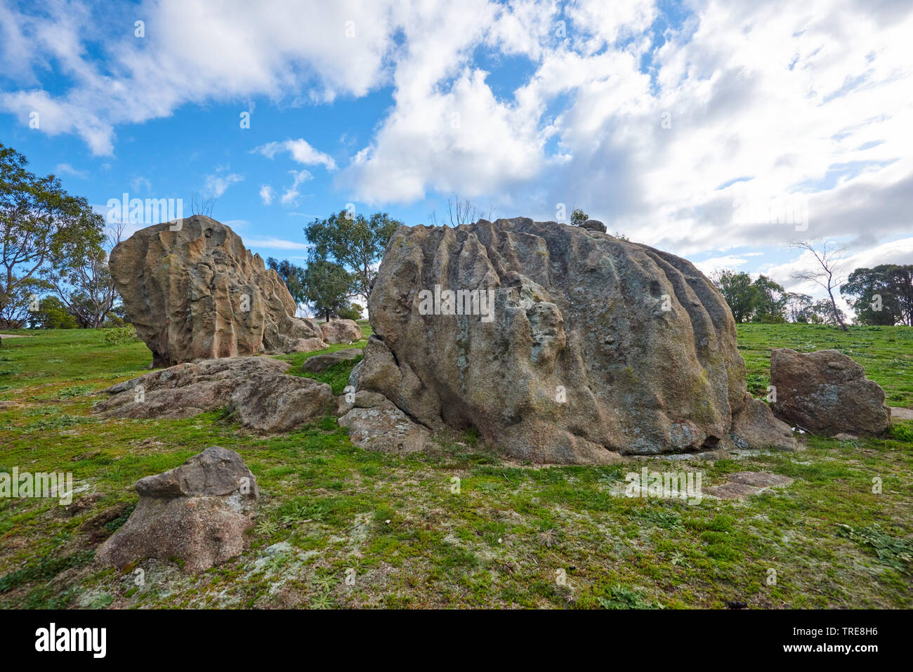 Big rocks and boulders hi-res stock photography and images - Alamy