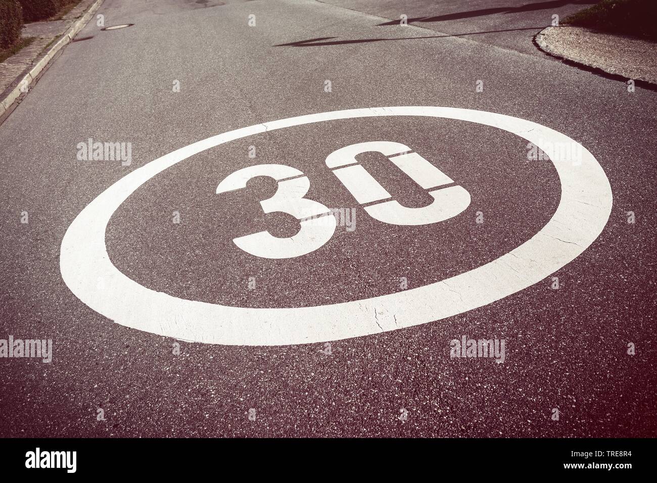 30 Km H Speed Limit Traffic Sign High Resolution Stock Photography and Images - Alamy