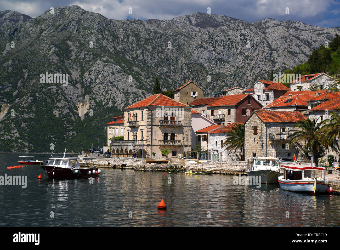 Perast, Isand Gospa, Montenegro, Perast Stock Photo - Alamy