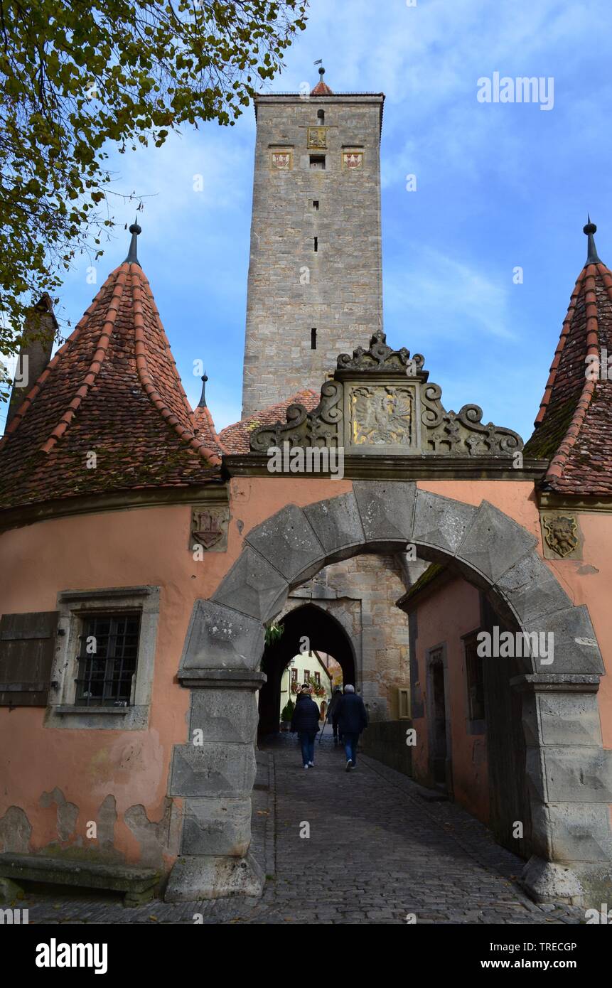 Pink gate hi-res stock photography and images - Alamy