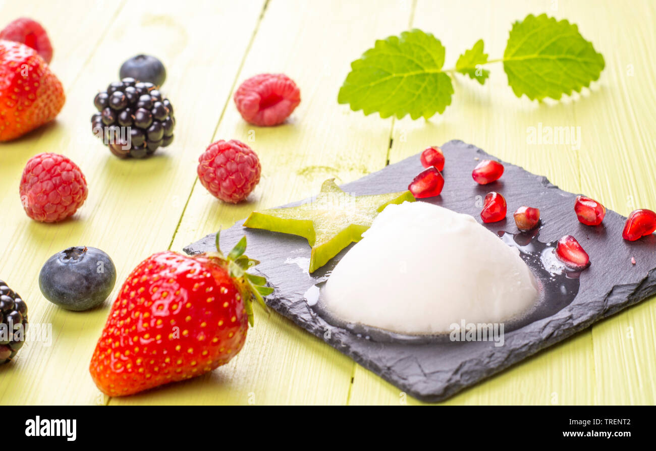 Homemade fruit ice cream and fresh fruits Stock Photo - Alamy