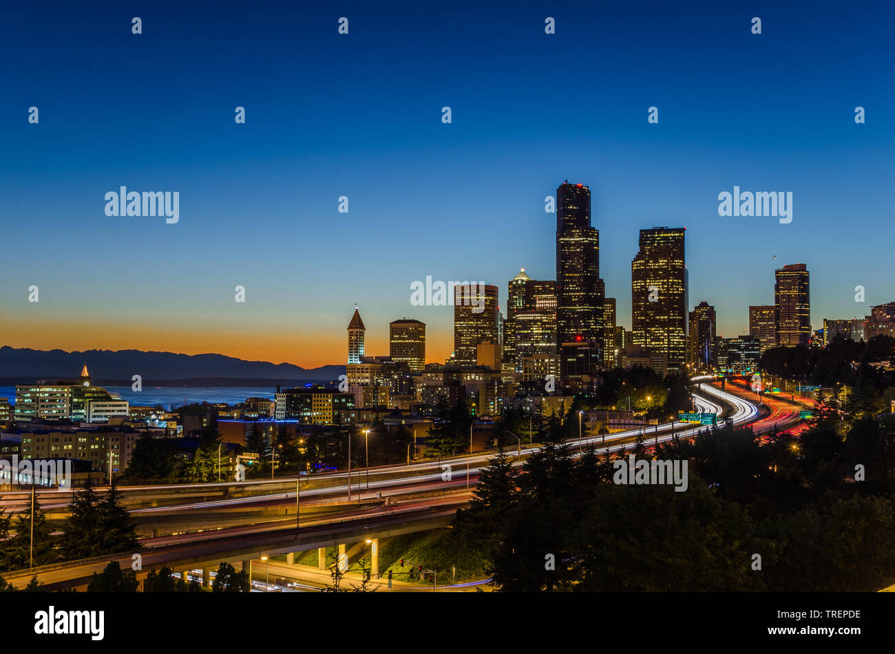 Downtown highway hi-res stock photography and images - Alamy
