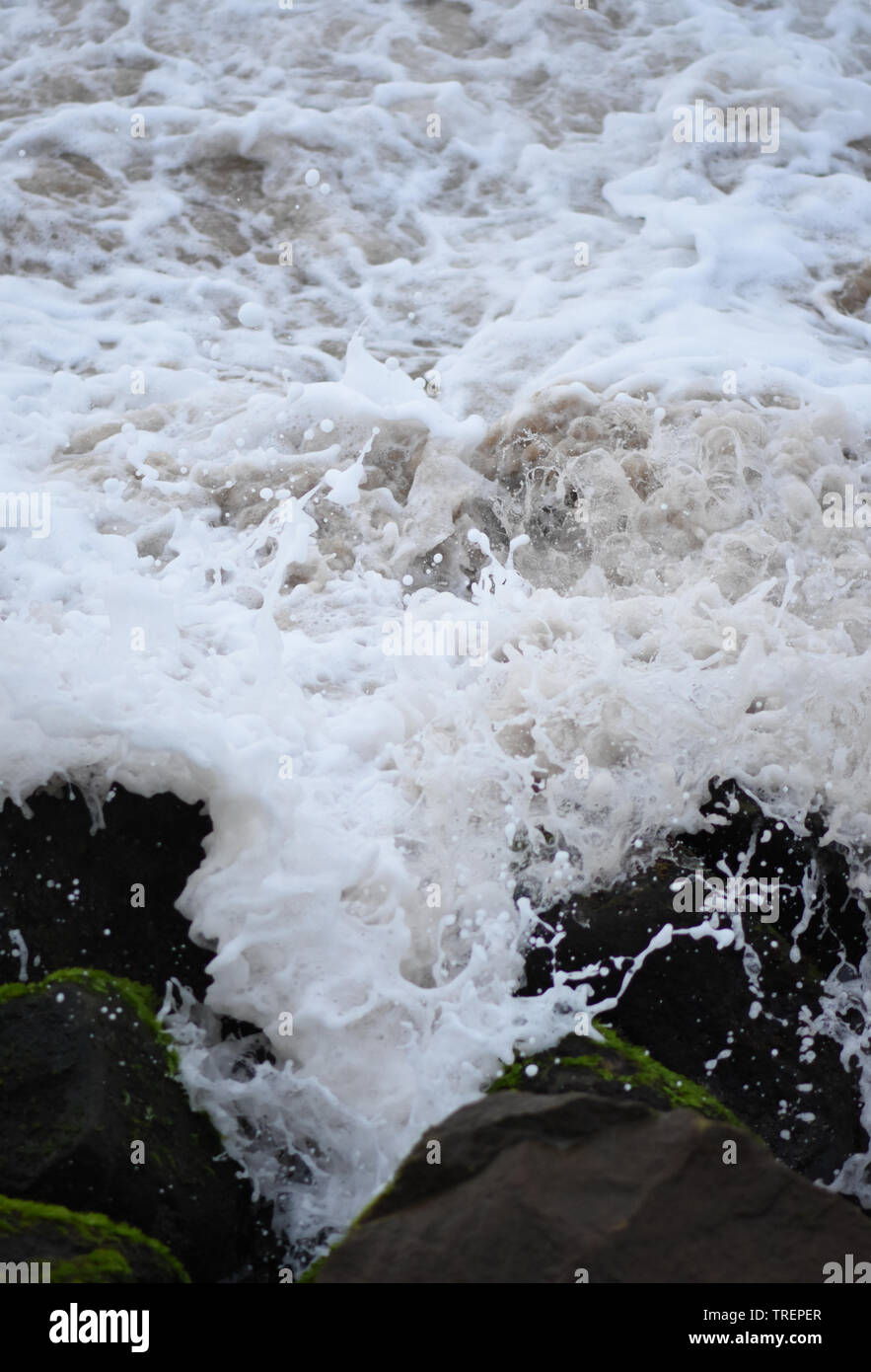 Rocking waves hi-res stock photography and images - Alamy