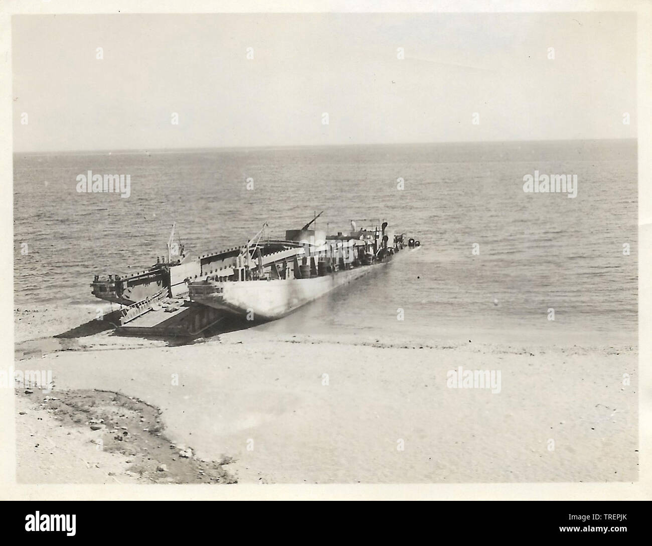 Ww2 landing craft hi-res stock photography and images - Alamy