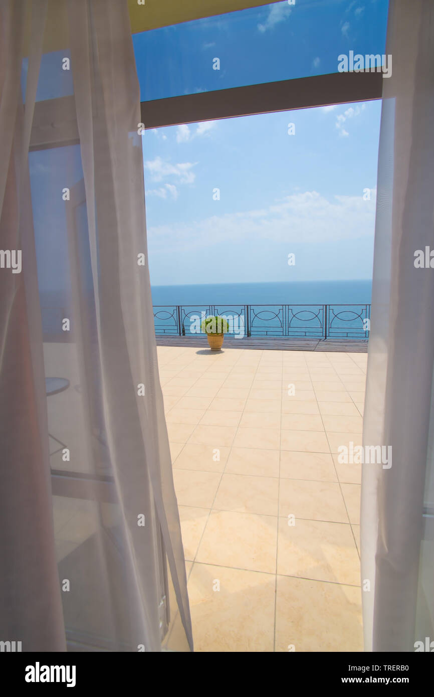 Living room with a beach view hi-res stock photography and images - Alamy