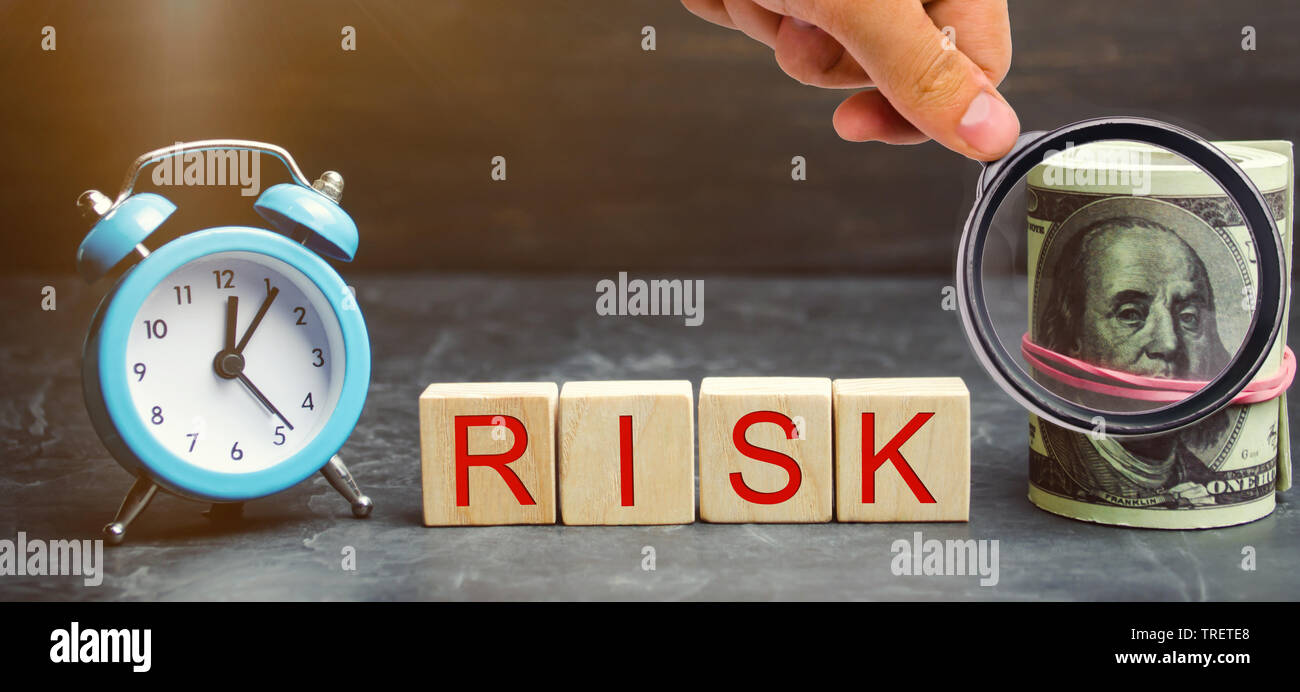 Risk reward diagram hi-res stock photography and images - Alamy